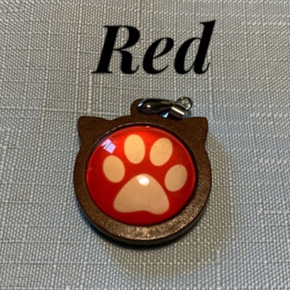 Hand Crafted | Jewelry | Nwt Handmade Cat Face Shaped Pendants W Paw ...